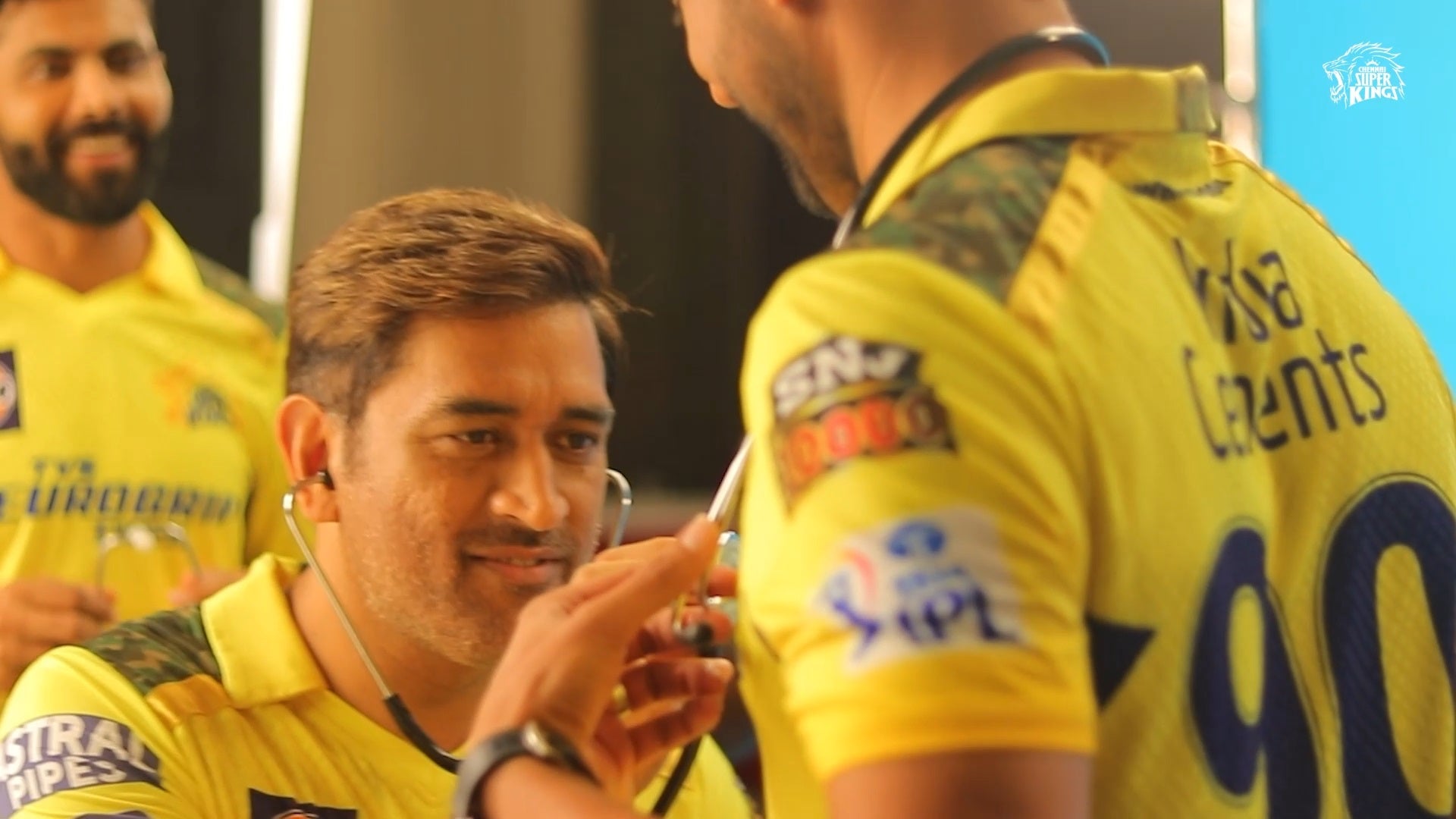 Watch MS Dhoni’s candid moments behind the scenes video online on JioTV Watch MS Dhoni’s candid moments behind the scenes video online on JioTV